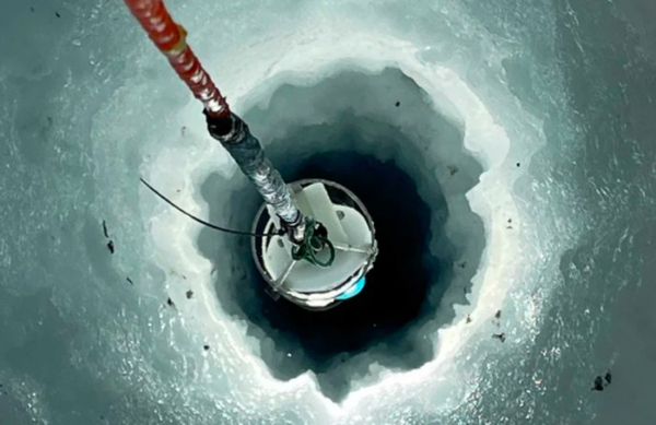 Penemuan Menarik: Makhluk Mirip Lobster Ditemukan di Kedalaman Es ...